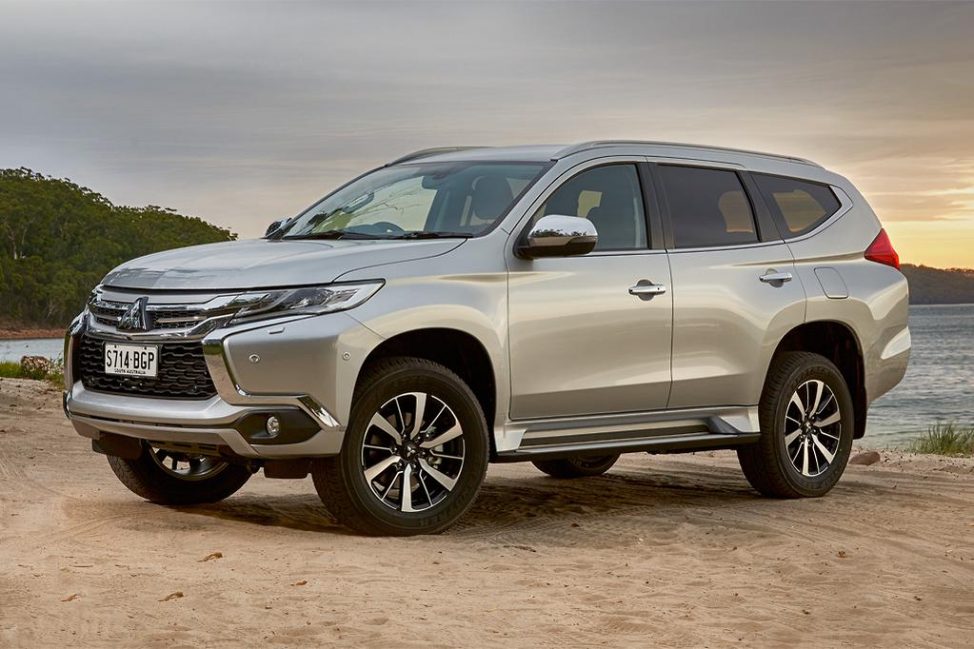 Spesifikasi Mitsubishi Pajero Sport 2017, Tahan di Berbagai Medan! | DjuBli